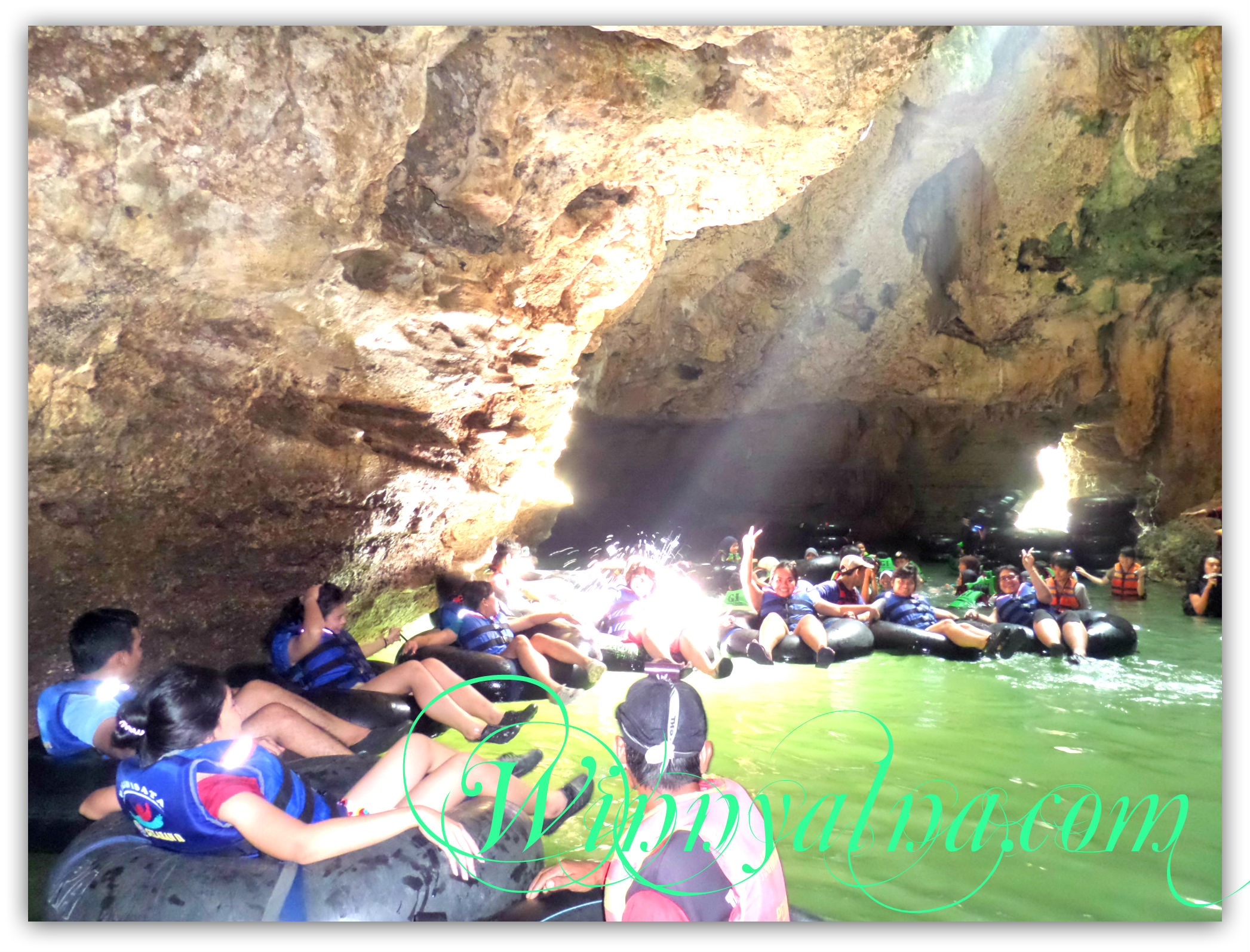 Pengalaman Cave Tubing di Goa Pindul – Winny Marlina