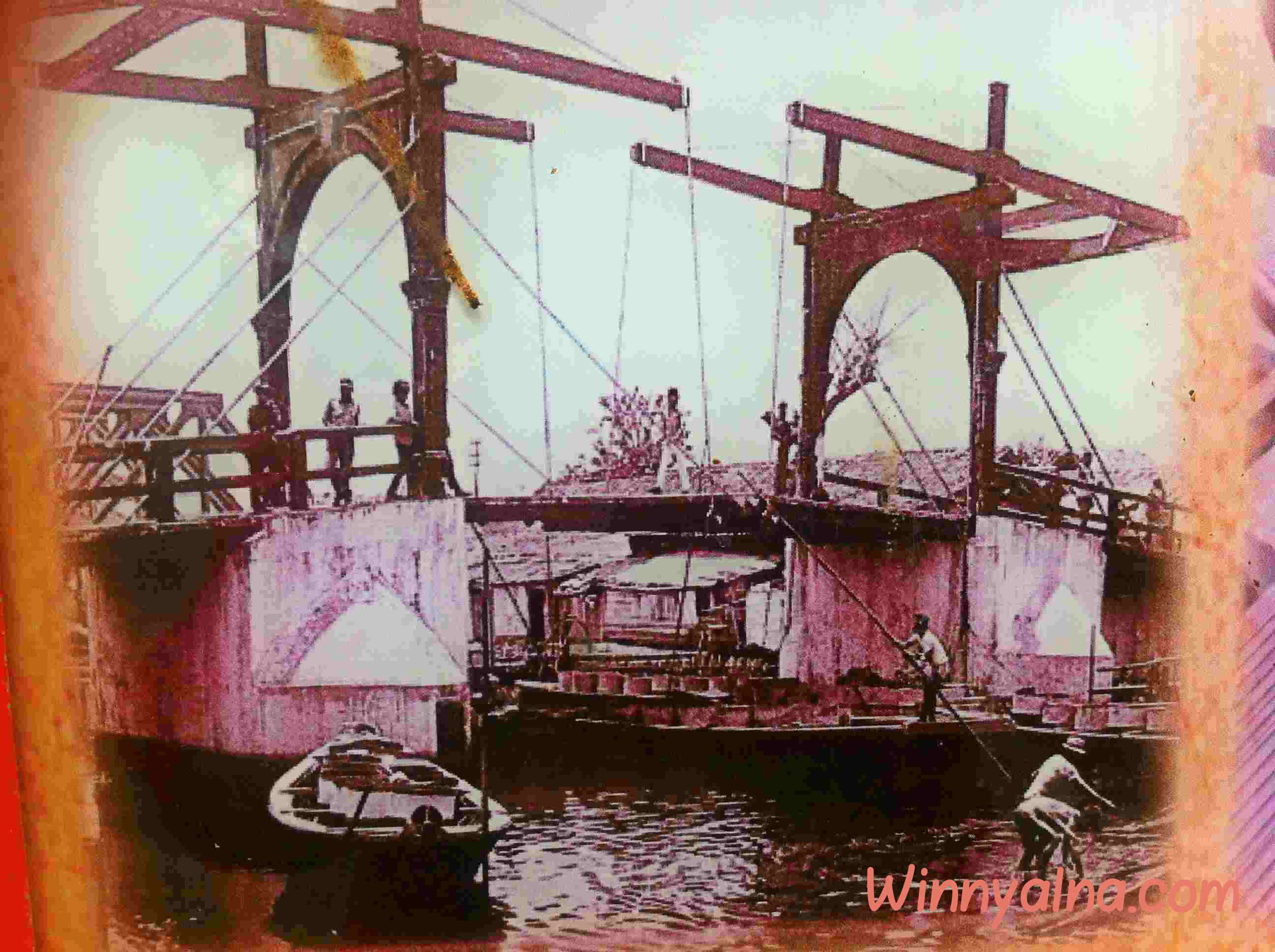 Jalan-jalan ke Jembatan Yang Tersisa Engelse Brug-Jembatan Kota Intan ...